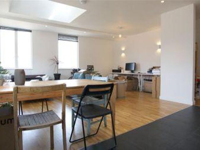 1 Bedrooms Flat for rent in 1 2 Glebe Road, London E8
