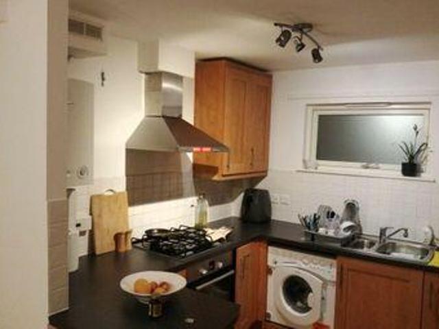 1 Bedrooms Flat for rent in 1 Evan Cook Close, Peckman, London SE15