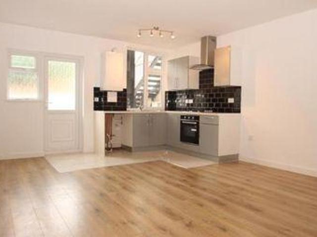 1 Bedrooms Flat for rent in 216 218 Homesdale Road, Bromley BR1