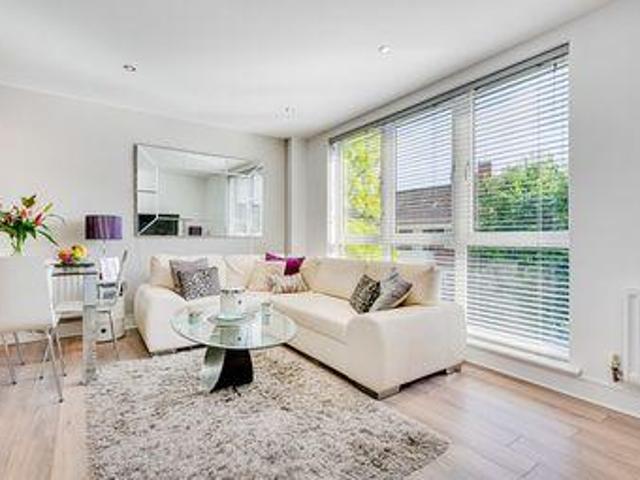 1 Bedrooms Flat for rent in 21 Eltringham Street, London SW18
