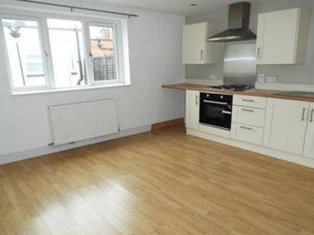 1 Bedrooms Flat for rent in 21B Alcester Road, Studley B80