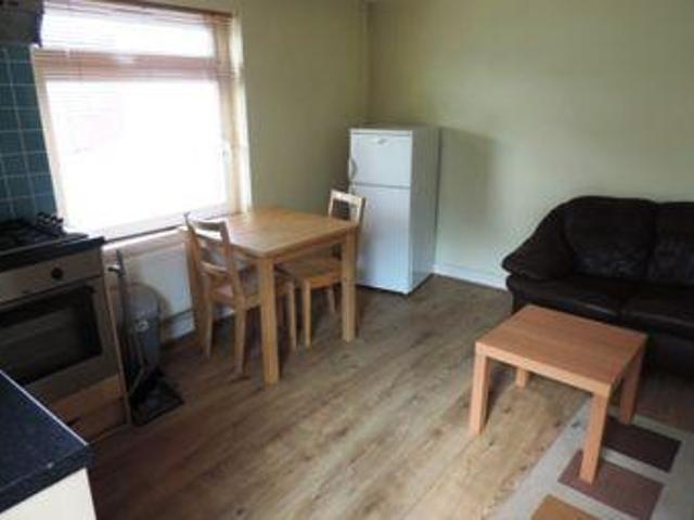 1 Bedrooms Flat for rent in 27 Minister Street, Cathays, South Glamorgan CF24