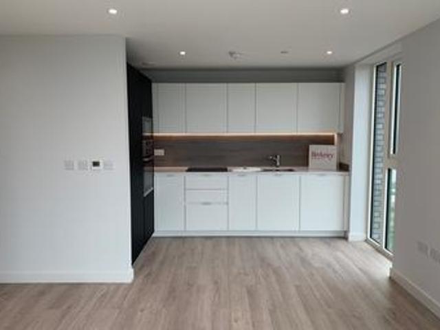 1 Bedrooms Flat for rent in 38 Sandpiper Building, London N4