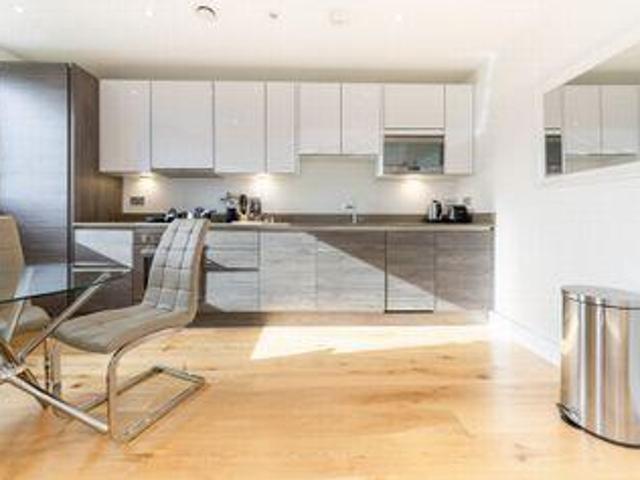 1 Bedrooms Flat for rent in 4 Gullivers Walk, Marine Wharf East, Surrey Quay, London SE16