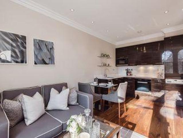 1 Bedrooms Flat for rent in 86 92 Kensington Gardens Square, London W2