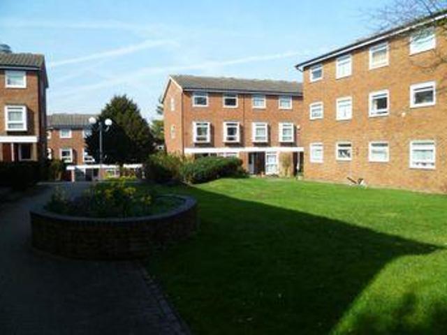 1 Bedrooms Flat for rent in Cotelands, Croydon CR0