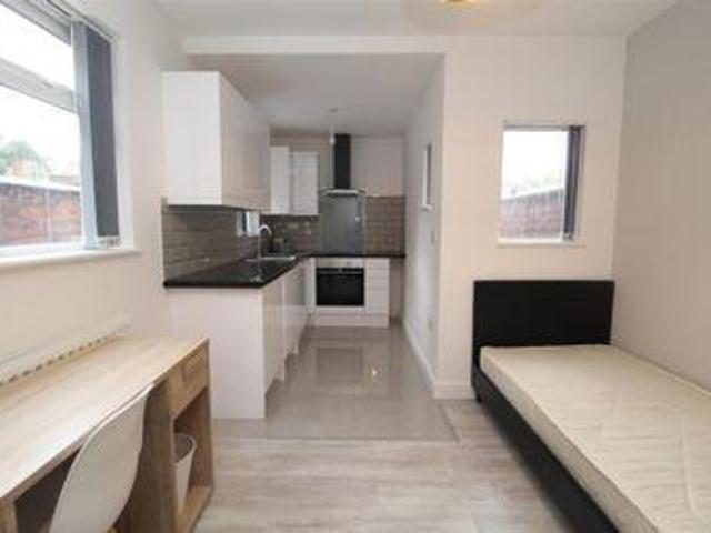 1 Bedrooms Flat for rent in Coundon Road, Coventry CV1