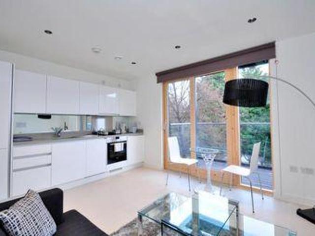1 Bedrooms Flat for rent in Cobblestone Square, London E1W