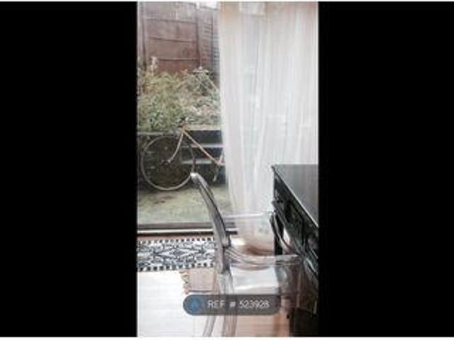 1 Bedrooms Flat for rent in Coleridge Road, London N4