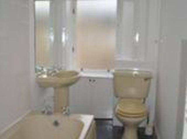 1 Bedrooms Flat for rent in Comely Bank Street, Comely Bank, Edinburgh EH4