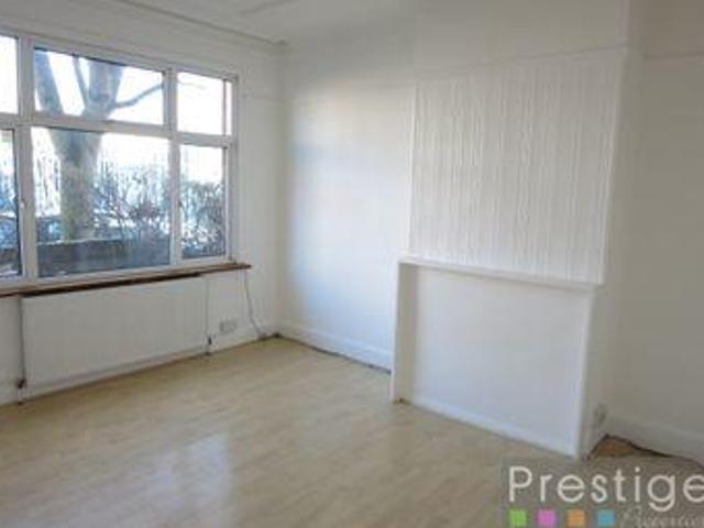 1 Bedrooms Flat for rent in Commonwealth Road, London N17