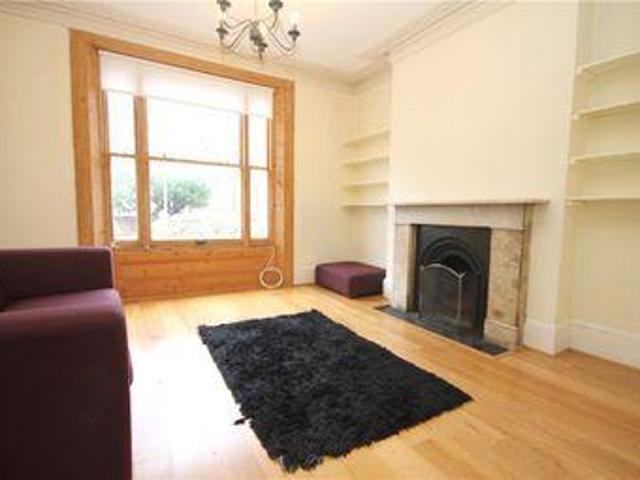 1 Bedrooms Flat for rent in Coningham Road, Shepherds Bush W12