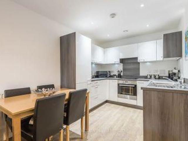 1 Bedrooms Flat for rent in Connersville Way, Croydon CR0