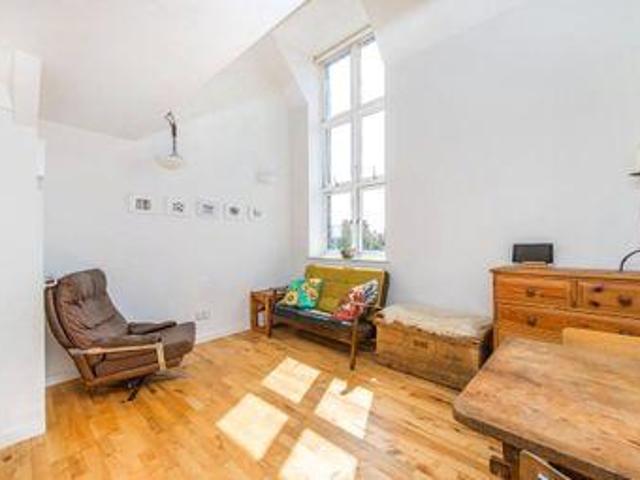 1 Bedrooms Flat for rent in Conrad House, 6 Clifton Grove, Dalston E8