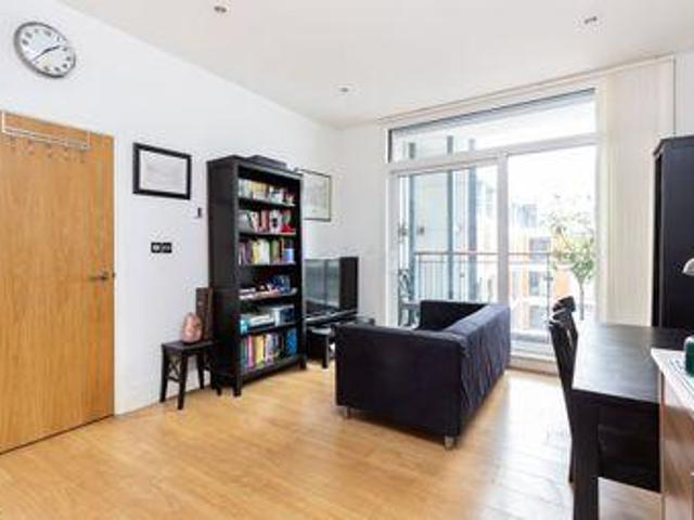 1 Bedrooms Flat for rent in Cornell Square, London SW8