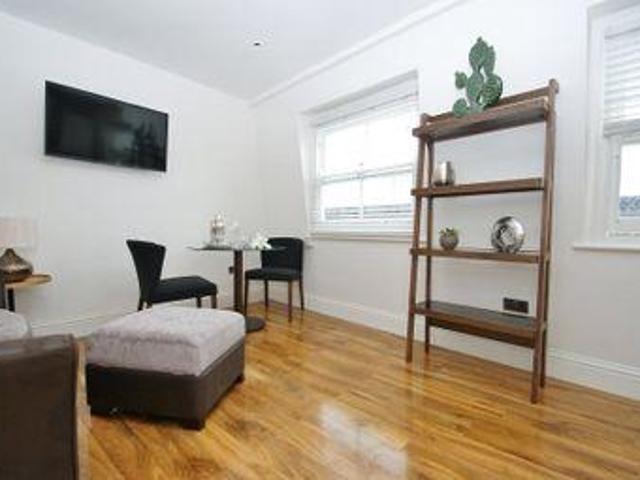 1 Bedrooms Flat for rent in Cornwall Crescent, London W11