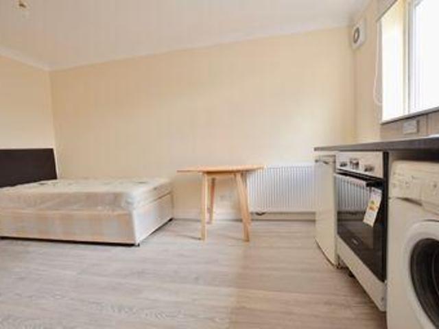 1 Bedrooms Flat for rent in Cornwall Rd, London N15