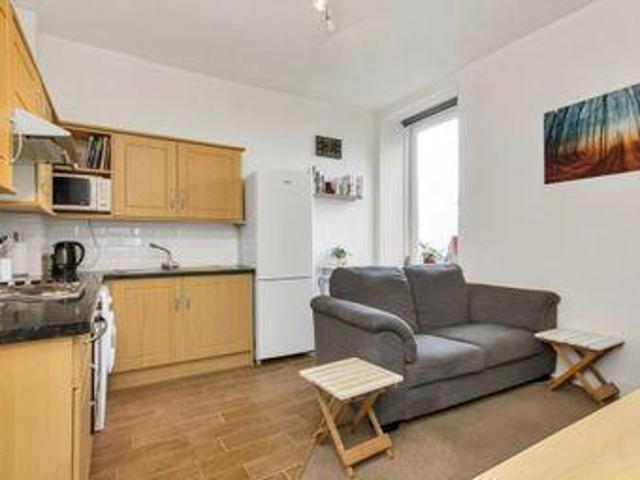 1 Bedrooms Flat for rent in Cathcart Place, Edinburgh EH11