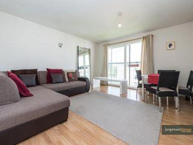 1 Bedrooms Flat for rent in Cavell House, Shepherds Bush, London W12
