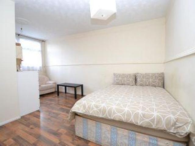 1 Bedrooms Flat for rent in Cable Street, London E1