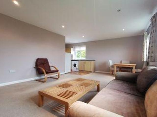 1 Bedrooms Flat for rent in Cade Street, Heathfield TN21