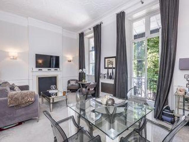 1 Bedrooms Flat for rent in Cadogan Place, London SW1X