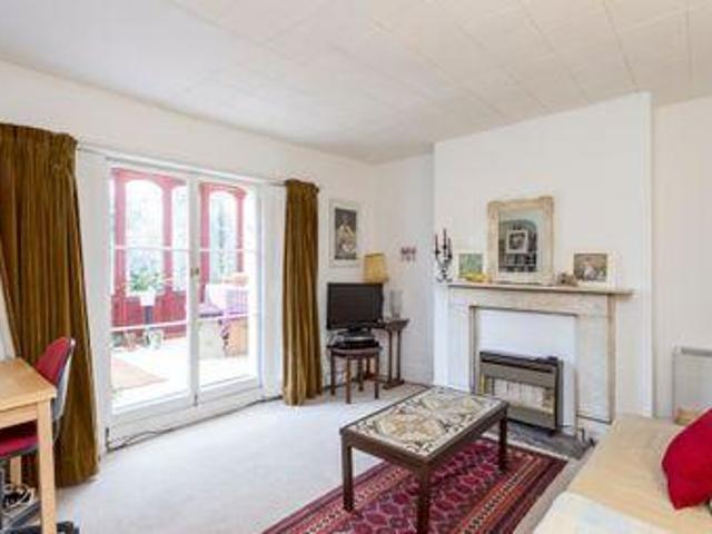 1 Bedrooms Flat for rent in Caithness Road, London W14