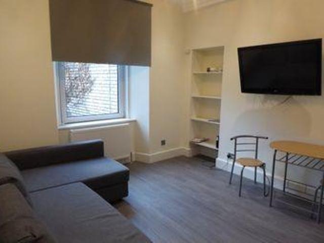 1 Bedrooms Flat for rent in Caledonian Crescent, Edinburgh EH11