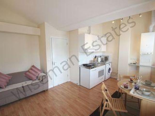 1 Bedrooms Flat for rent in Caledonian Road, Kings Cross N1