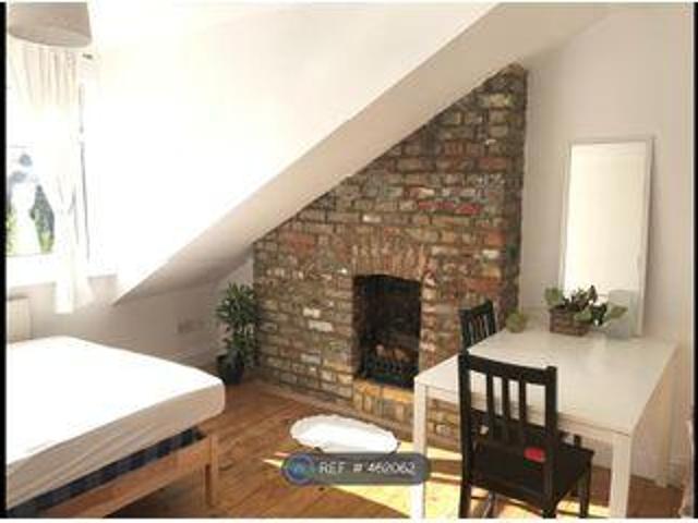 1 Bedrooms Flat for rent in Caledonian Road, London N7
