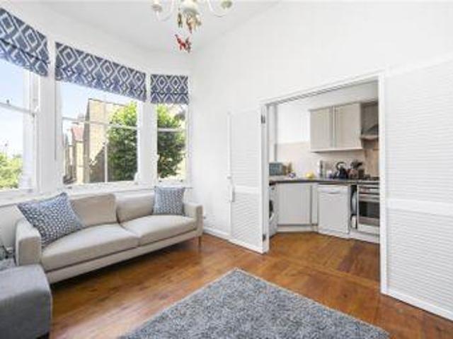 1 Bedrooms Flat for rent in Callcott Road, London NW6