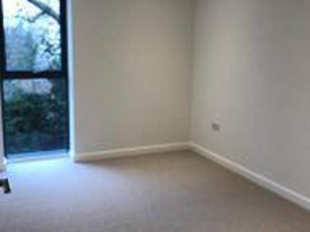 1 Bedrooms Flat for rent in Cambium House, Southfields, London SW19