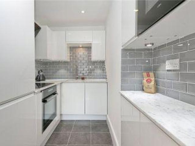 1 Bedrooms Flat for rent in Camden High Street, London NW1