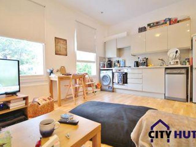 1 Bedrooms Flat for rent in Camden Square, London NW1