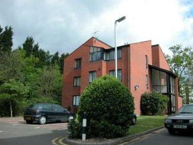 1 Bedrooms Flat for rent in Canberra Close, London NW4