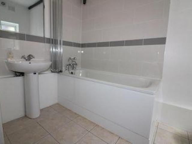 1 Bedrooms Flat for rent in Canbury Park Road, Kingston Upon Thames KT2