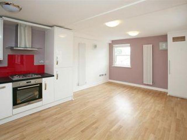 1 Bedrooms Flat for rent in Candle Street, Mile End, London E1