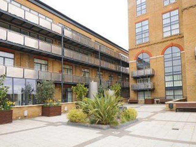 1 Bedrooms Flat for rent in Candlemakers, York Road, Battersea SW11