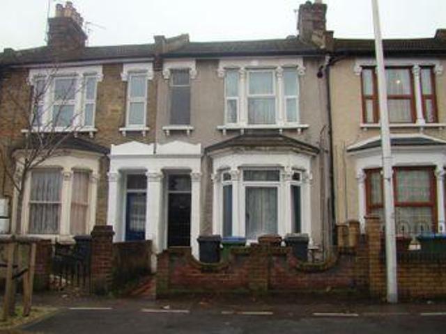 1 Bedrooms Flat for rent in Cann Hall Road, London E11