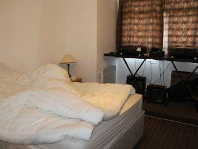 1 Bedrooms Flat for rent in Cardigan Road, Flat 4, Leeds LS6