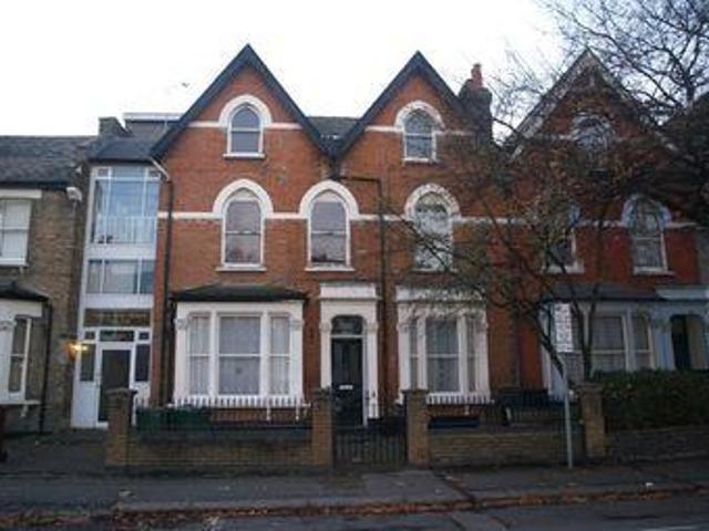1 Bedrooms Flat for rent in Carisbrooke Road, London E17
