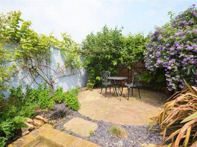 1 Bedrooms Flat for rent in Caroline Road, Wimbledon, London SW19