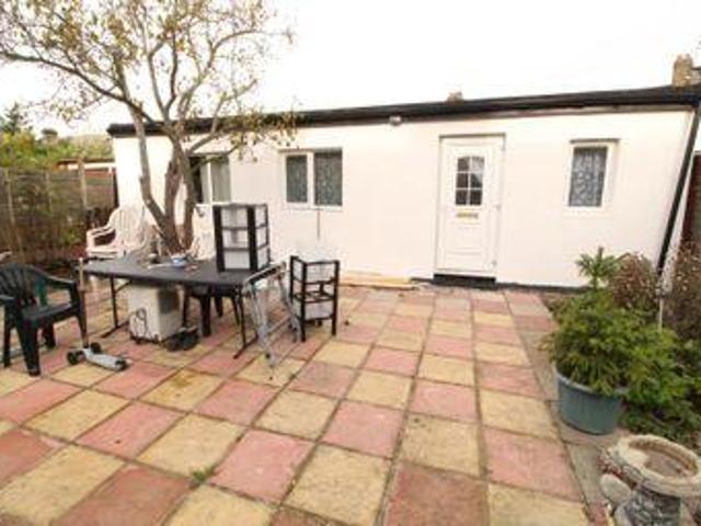 1 Bedrooms Flat for rent in Carlton Road, London E17