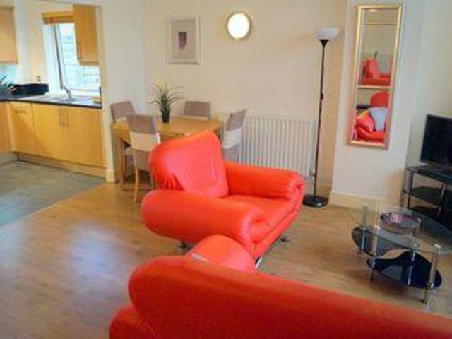 1 Bedrooms Flat for rent in Cassilis Road, South Quays, Canary Wharf E14