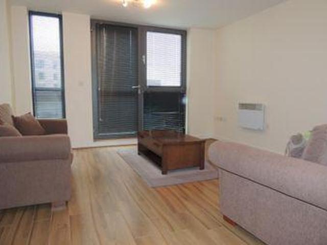 1 Bedrooms Flat for rent in Centenary Plaza, 18 Holliday Street, Birmingham, West Midlands B1