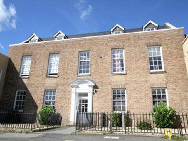 1 Bedrooms Flat for rent in Centre Block, Murray House, Cheltenham GL50