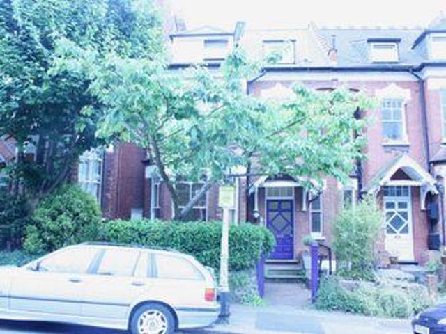 1 Bedrooms Flat for rent in Church Crescent, Muswell Hill N10