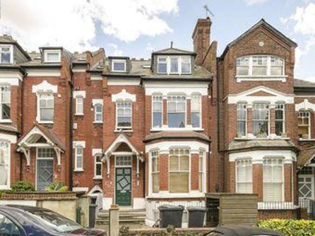 1 Bedrooms Flat for rent in Church Crescent, London N10