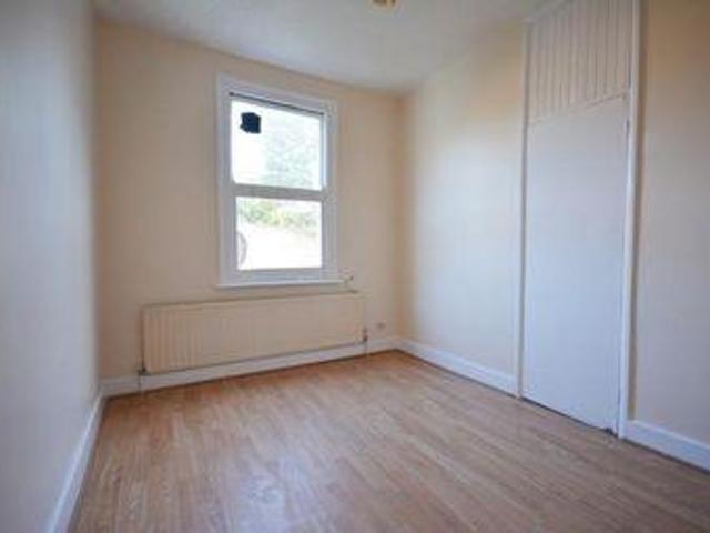 1 Bedrooms Flat for rent in Church Street, Plaistow E15