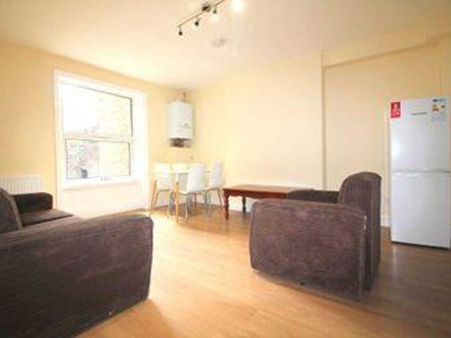 1 Bedrooms Flat for rent in Churchfield Road, London W3